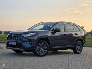 Pelēks Toyota RAV4 2025 Kauņa, ar dzinēja tilpumu 2.49 L un nobraukumu 23 tūkst. km par 35000 €, foto 9 vietnē AUTOMOTO.COM.LV