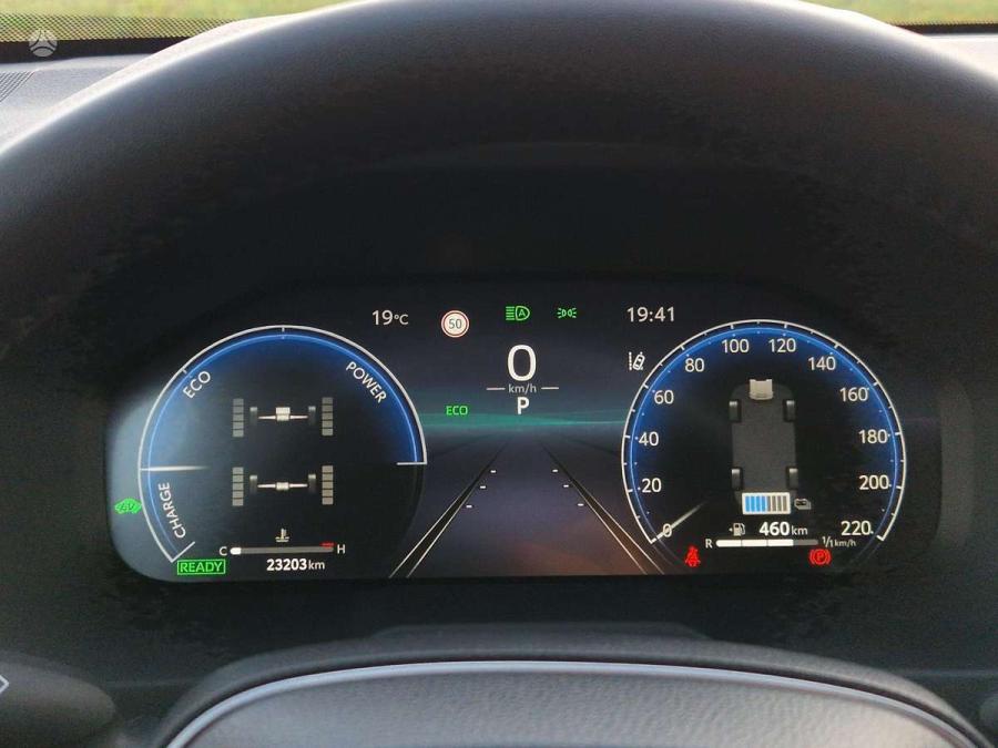 Pelēks Toyota RAV4 2025 Kauņa, ar dzinēja tilpumu 2.49 L un nobraukumu 23 tūkst. km par 35000 €, foto 41 vietnē AUTOMOTO.COM.LV