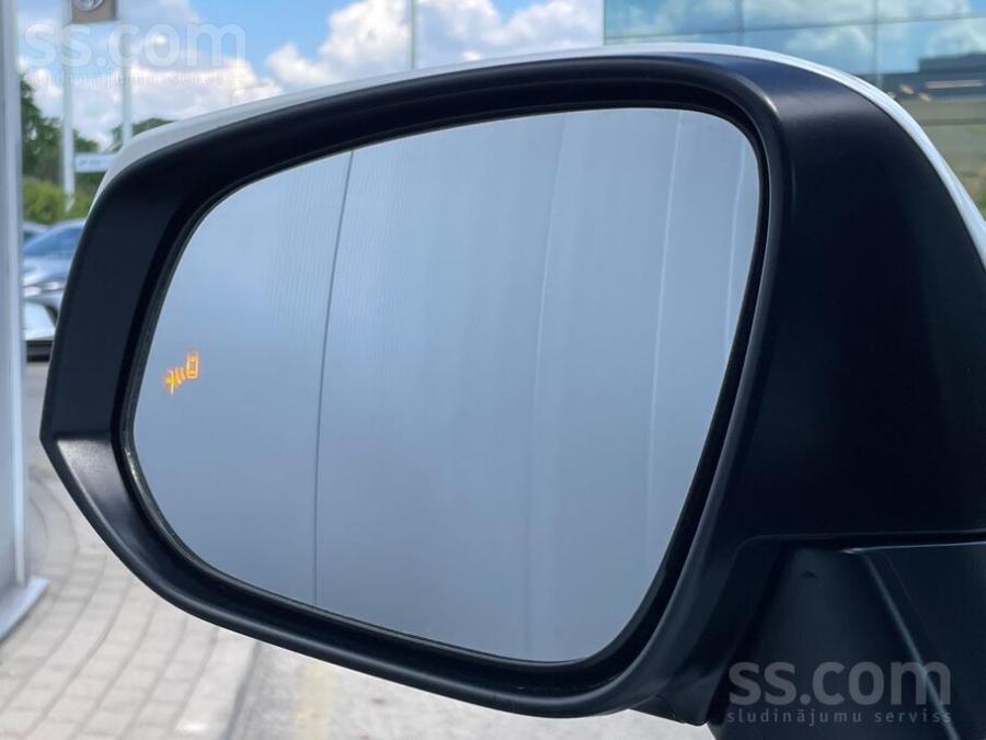 Pelēks Toyota RAV4 2025 Rīga, ar dzinēja tilpumu 2.50 L un nobraukumu 27 tūkst. km par 36990 €, foto 32 vietnē AUTOMOTO.COM.LV