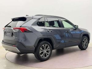 Grey Toyota RAV4 2025 in Panevezys, with an engine capacity of 2.49 L and mileage of 12 thousand km for 36990 €, photo 9 on AUTOMOTO.COM.LV