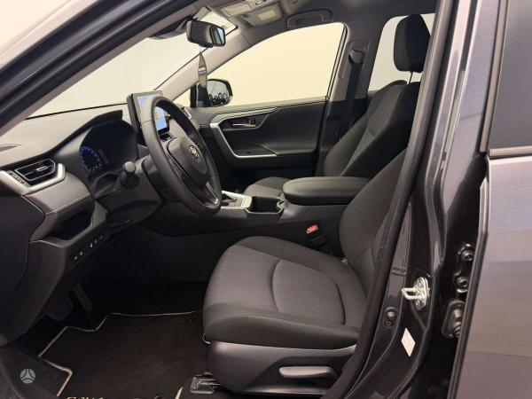 Pelēks Toyota RAV4 2025 Panevēža, ar dzinēja tilpumu 2.49 L un nobraukumu 12 tūkst. km par 36990 €, foto 10 vietnē AUTOMOTO.COM.LV