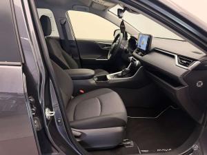 Grey Toyota RAV4 2025 in Panevezys, with an engine capacity of 2.49 L and mileage of 12 thousand km for 36990 €, photo 17 on AUTOMOTO.COM.LV