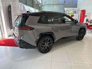 Pelēks Toyota RAV4 2026 Jēkabpils, ar dzinēja tilpumu 2.50 L un nobraukumu 13 tūkst. km par 51900 €, foto 7 vietnē AUTOMOTO.COM.LV