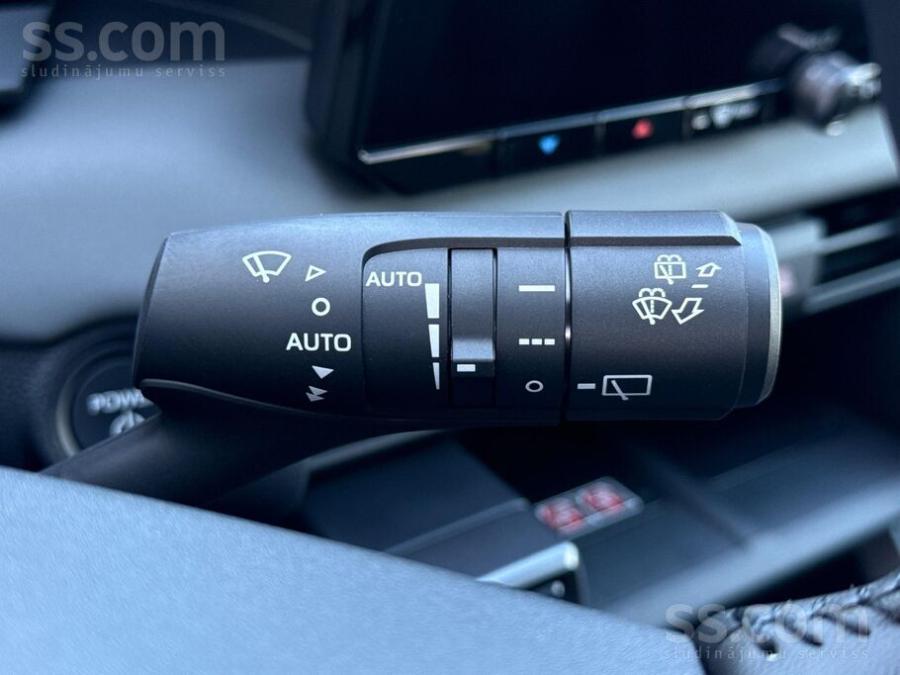 Pelēks Toyota RAV4 2026 Rīga, ar dzinēja tilpumu 2.50 L un nobraukumu 5 tūkst. km par 54400 €, foto 19 vietnē AUTOMOTO.COM.LV