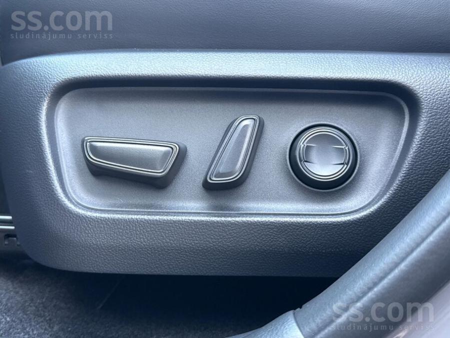 Pelēks Toyota RAV4 2026 Rīga, ar dzinēja tilpumu 2.50 L un nobraukumu 5 tūkst. km par 54400 €, foto 24 vietnē AUTOMOTO.COM.LV