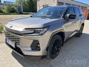 Серый Тойота РАВ 4 2026 в Рига, объемом двигателя 2.50 л и пробегом 3 тыс. км за 44900 €, фото 3 на AUTOMOTO.COM.LV