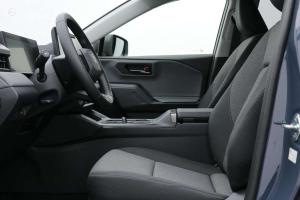 Grey Toyota RAV4 2026 in Vilnius, with an engine capacity of 2.49 L and mileage of 1 thousand km for 43980 €, photo 12 on AUTOMOTO.COM.LV
