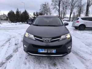 Grey Toyota RAV4 2013 in Taurage, with an engine capacity of 2.00 L and mileage of 298 thousand km for 7800 €, photo  on AUTOMOTO.COM.LV