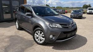 Grey Toyota RAV4 2015 in Marijampole, with an engine capacity of 2.20 L and mileage of 188 thousand km for 14650 €, photo  on AUTOMOTO.COM.LV
