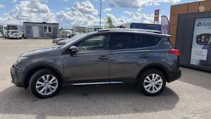 Grey Toyota RAV4 2015 in Marijampole, with an engine capacity of 2.20 L and mileage of 188 thousand km for 14650 €, photo 8 on AUTOMOTO.COM.LV