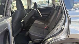Grey Toyota RAV4 2015 in Marijampole, with an engine capacity of 2.20 L and mileage of 188 thousand km for 14650 €, photo 24 on AUTOMOTO.COM.LV