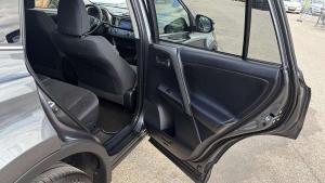 Grey Toyota RAV4 2015 in Marijampole, with an engine capacity of 2.20 L and mileage of 188 thousand km for 14650 €, photo 28 on AUTOMOTO.COM.LV