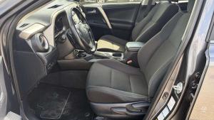 Grey Toyota RAV4 2015 in Marijampole, with an engine capacity of 2.20 L and mileage of 188 thousand km for 14650 €, photo 34 on AUTOMOTO.COM.LV