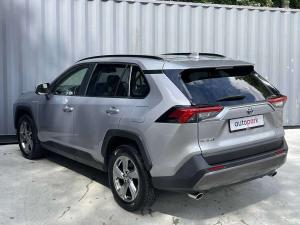 Pelēks Toyota RAV4 2019 Viļņa, ar dzinēja tilpumu 2.49 L un nobraukumu 151 tūkst. km par 22000 €, foto 5 vietnē AUTOMOTO.COM.LV