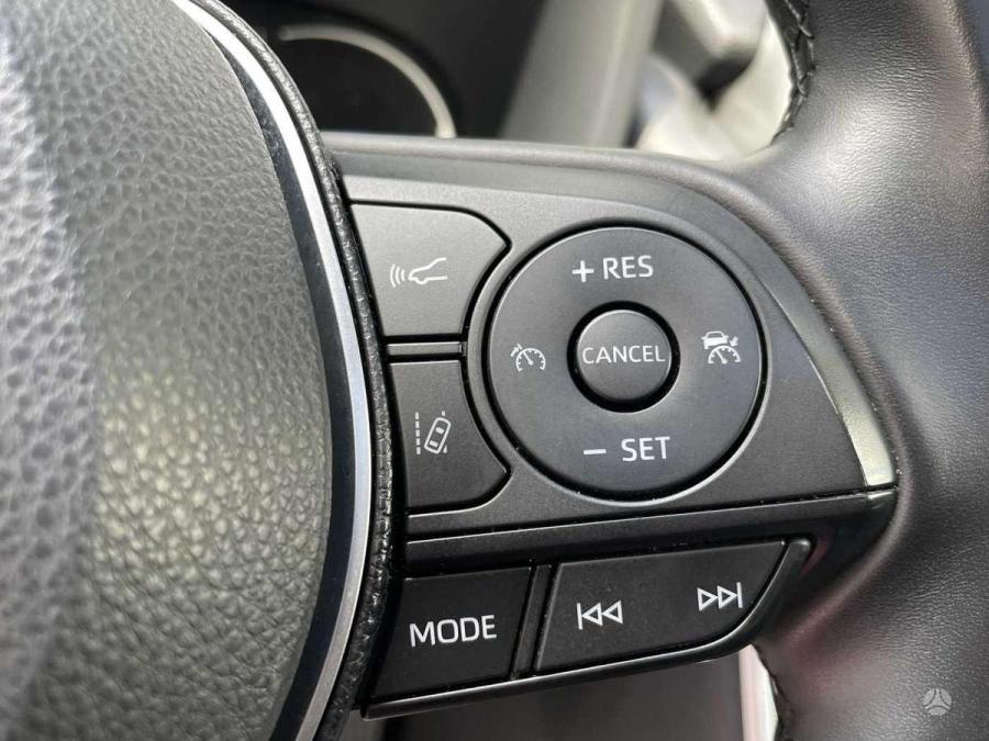 Pelēks Toyota RAV4 2019 Viļņa, ar dzinēja tilpumu 2.49 L un nobraukumu 151 tūkst. km par 22000 €, foto 16 vietnē AUTOMOTO.COM.LV