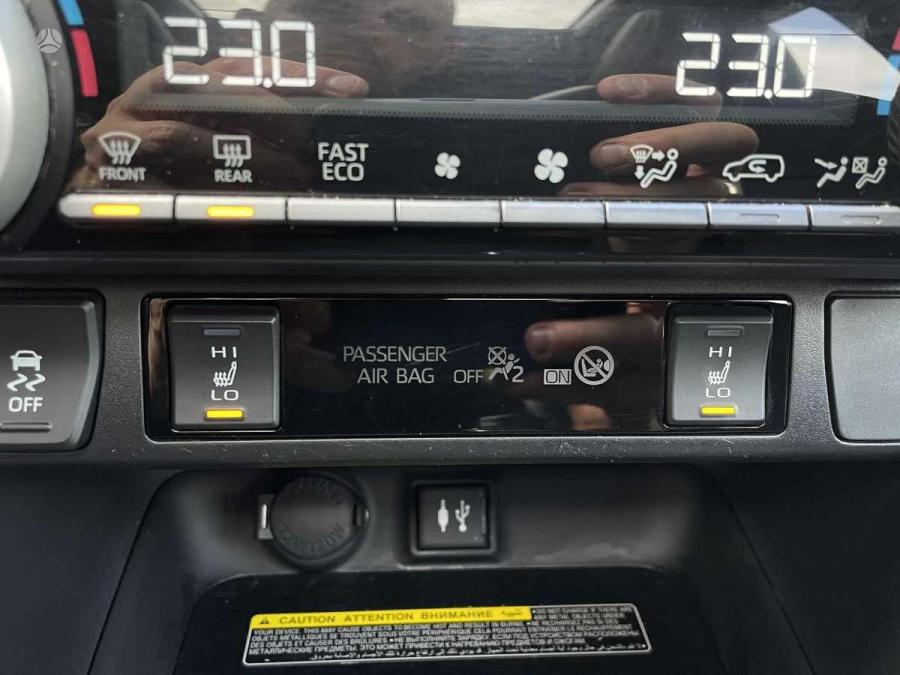 Pelēks Toyota RAV4 2019 Viļņa, ar dzinēja tilpumu 2.49 L un nobraukumu 151 tūkst. km par 22000 €, foto 21 vietnē AUTOMOTO.COM.LV
