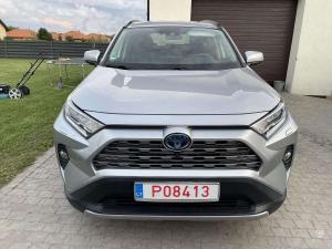 Grey Toyota RAV4 2019 in Klaipeda, with an engine capacity of 2.50 L and mileage of 65 thousand km for 24500 €, photo 5 on AUTOMOTO.COM.LV