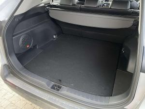 Grey Toyota RAV4 2019 in Klaipeda, with an engine capacity of 2.50 L and mileage of 65 thousand km for 24500 €, photo 18 on AUTOMOTO.COM.LV