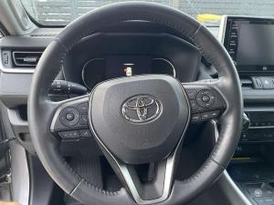 Grey Toyota RAV4 2019 in Klaipeda, with an engine capacity of 2.50 L and mileage of 65 thousand km for 24500 €, photo 20 on AUTOMOTO.COM.LV