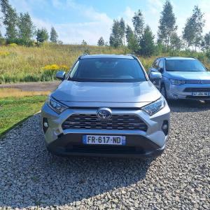 Grey Toyota RAV4 2020 in Vilnius, with an engine capacity of 2.50 L and mileage of 155 thousand km for 21300 €, photo  on AUTOMOTO.COM.LV