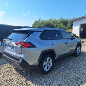 Grey Toyota RAV4 2020 in Vilnius, with an engine capacity of 2.50 L and mileage of 155 thousand km for 21300 €, photo 7 on AUTOMOTO.COM.LV