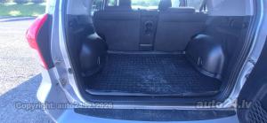 Grey Toyota RAV4 2007 in Rakvere, with an engine capacity of 2.20 L and mileage of 369 thousand km for 4300 €, photo 8 on AUTOMOTO.COM.LV