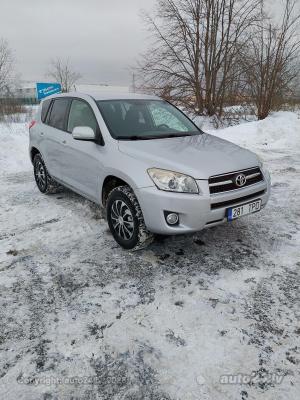 Grey Toyota RAV4 2009 in Tallinn, with an engine capacity of 2.00 L and mileage of 200 thousand km for 5800 €, photo 3 on AUTOMOTO.COM.LV
