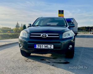 Pelēks Toyota RAV4 2009 Tallina, ar dzinēja tilpumu 2.00 L un nobraukumu 170 tūkst. km par 6200 €, foto 3 vietnē AUTOMOTO.COM.LV