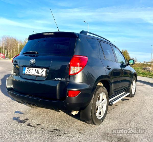 Grey Toyota RAV4 2009 in Tallinn, with an engine capacity of 2.00 L and mileage of 170 thousand km for 6200 €, photo 3 on AUTOMOTO.COM.LV