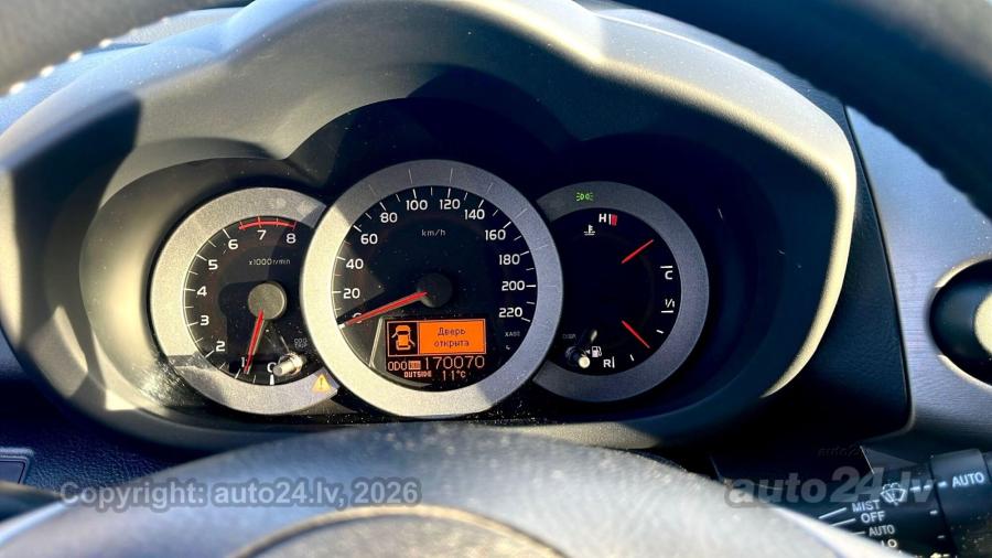 Pelēks Toyota RAV4 2009 Tallina, ar dzinēja tilpumu 2.00 L un nobraukumu 170 tūkst. km par 6200 €, foto 12 vietnē AUTOMOTO.COM.LV