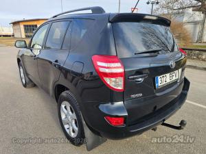 Pelēks Toyota RAV4 2011 Paide, ar dzinēja tilpumu 2.00 L un nobraukumu 222 tūkst. km par 8650 €, foto 6 vietnē AUTOMOTO.COM.LV
