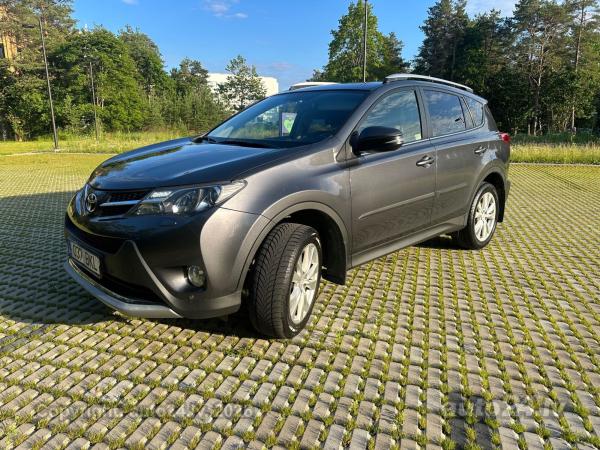 Pelēks Toyota RAV4 2013 Keila, ar dzinēja tilpumu 2.00 L un nobraukumu 156 tūkst. km par 14300 €, foto 1 vietnē AUTOMOTO.COM.LV