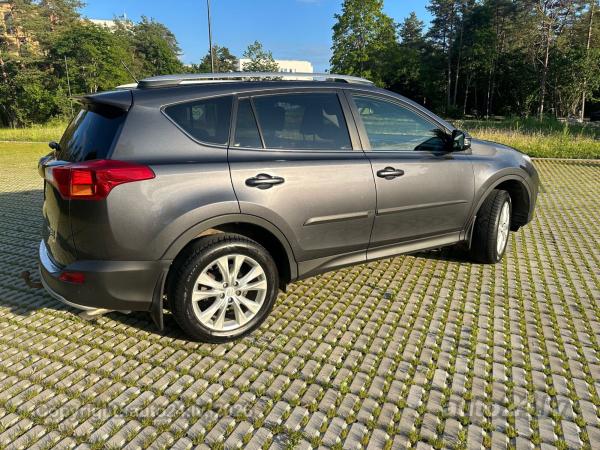 Pelēks Toyota RAV4 2013 Keila, ar dzinēja tilpumu 2.00 L un nobraukumu 156 tūkst. km par 14300 €, foto 4 vietnē AUTOMOTO.COM.LV