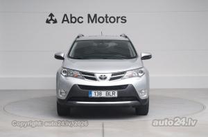 Pelēks Toyota RAV4 2014 Tallina, ar dzinēja tilpumu 2.00 L un nobraukumu 177 tūkst. km par 11990 €, foto 2 vietnē AUTOMOTO.COM.LV