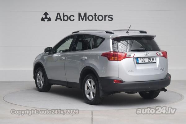 Grey Toyota RAV4 2014 in Tallinn, with an engine capacity of 2.00 L and mileage of 177 thousand km for 11990 €, photo 6 on AUTOMOTO.COM.LV