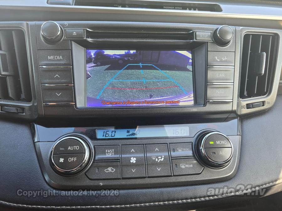 Grey Toyota RAV4 2014 in Tallinn, with an engine capacity of 2.00 L and mileage of 149 thousand km for 12500 €, photo 6 on AUTOMOTO.COM.LV