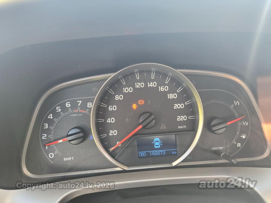 Grey Toyota RAV4 2014 in Tallinn, with an engine capacity of 2.00 L and mileage of 149 thousand km for 12500 €, photo 7 on AUTOMOTO.COM.LV