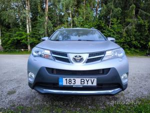 Pelēks Toyota RAV4 2014 Peltsamā, ar dzinēja tilpumu 2.00 L un nobraukumu 257 tūkst. km par 10500 €, foto 9 vietnē AUTOMOTO.COM.LV
