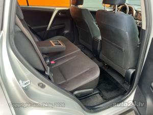 Pelēks Toyota RAV4 2015 Kuresāre, ar dzinēja tilpumu 2.00 L un nobraukumu 147 tūkst. km par 13390 €, foto 13 vietnē AUTOMOTO.COM.LV