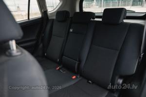 Grey Toyota RAV4 2016 in Tallinn, with an engine capacity of 2.50 L and mileage of 274 thousand km for 11999 €, photo 16 on AUTOMOTO.COM.LV