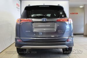 Pelēks Toyota RAV4 2017 Tallina, ar dzinēja tilpumu 2.50 L un nobraukumu 16 tūkst. km par 17990 €, foto 5 vietnē AUTOMOTO.COM.LV