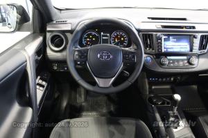 Pelēks Toyota RAV4 2017 Tallina, ar dzinēja tilpumu 2.50 L un nobraukumu 16 tūkst. km par 17990 €, foto 10 vietnē AUTOMOTO.COM.LV
