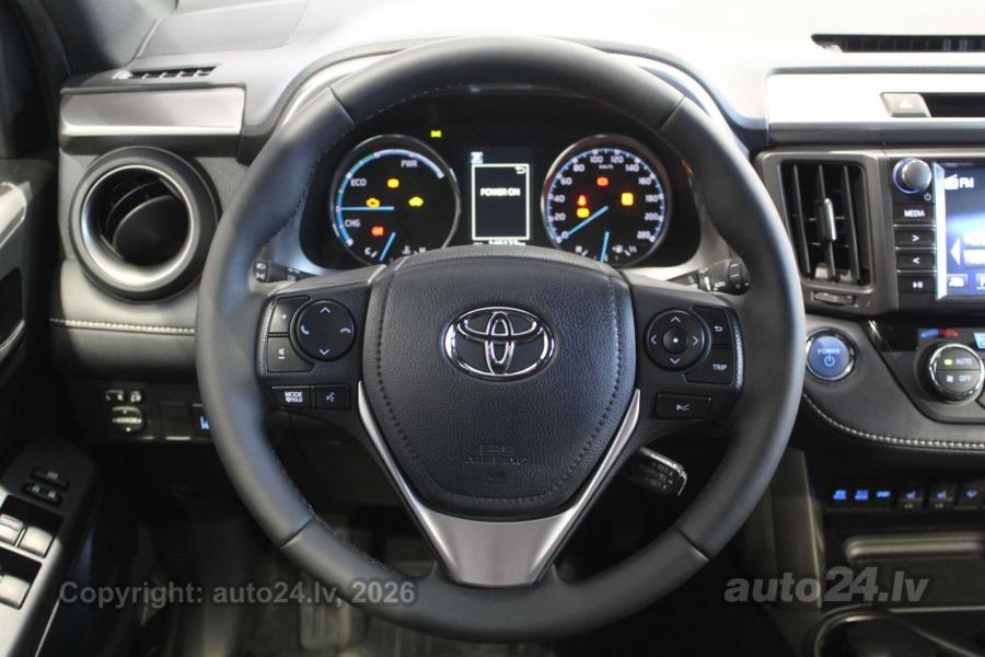 Pelēks Toyota RAV4 2017 Tallina, ar dzinēja tilpumu 2.50 L un nobraukumu 16 tūkst. km par 17990 €, foto 13 vietnē AUTOMOTO.COM.LV
