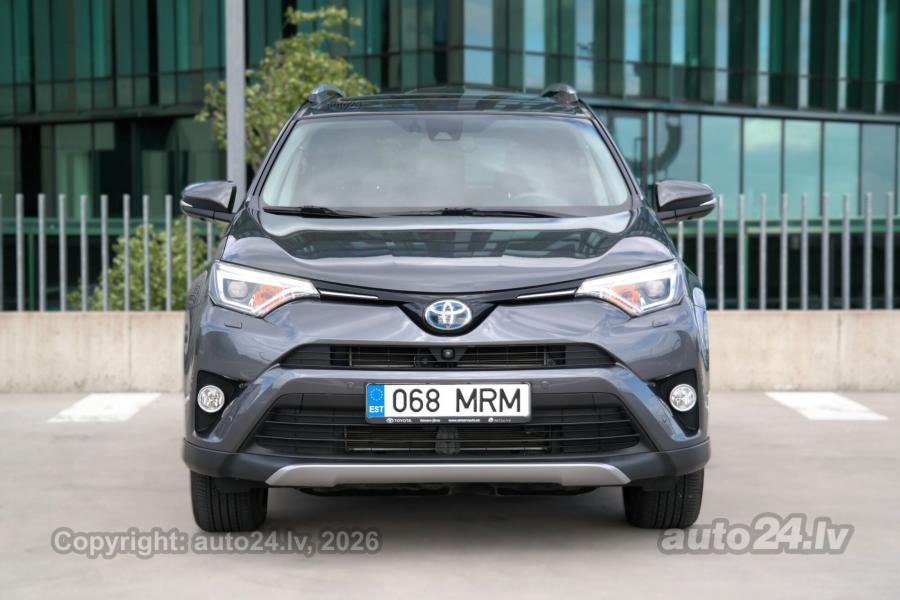 Pelēks Toyota RAV4 2017 Tallina, ar dzinēja tilpumu 2.50 L un nobraukumu 24 tūkst. km par 21200 €, foto 6 vietnē AUTOMOTO.COM.LV