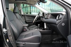 Pelēks Toyota RAV4 2017 Tallina, ar dzinēja tilpumu 2.50 L un nobraukumu 24 tūkst. km par 21200 €, foto 10 vietnē AUTOMOTO.COM.LV