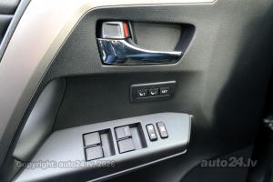 Pelēks Toyota RAV4 2017 Tallina, ar dzinēja tilpumu 2.50 L un nobraukumu 24 tūkst. km par 21200 €, foto 14 vietnē AUTOMOTO.COM.LV