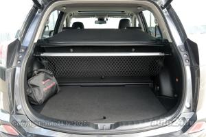 Pelēks Toyota RAV4 2017 Tallina, ar dzinēja tilpumu 2.50 L un nobraukumu 24 tūkst. km par 21200 €, foto 22 vietnē AUTOMOTO.COM.LV