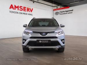 Pelēks Toyota RAV4 2017 Tallina, ar dzinēja tilpumu 2.50 L un nobraukumu 149 tūkst. km par 18990 €, foto 6 vietnē AUTOMOTO.COM.LV