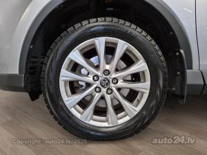 Pelēks Toyota RAV4 2017 Tallina, ar dzinēja tilpumu 2.50 L un nobraukumu 149 tūkst. km par 18990 €, foto 16 vietnē AUTOMOTO.COM.LV