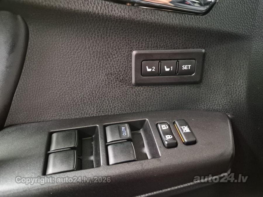 Pelēks Toyota RAV4 2017 Tallina, ar dzinēja tilpumu 2.50 L un nobraukumu 149 tūkst. km par 18990 €, foto 18 vietnē AUTOMOTO.COM.LV